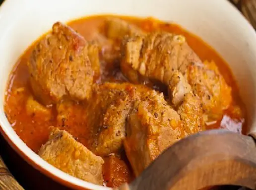 AILLADE DE VEAU (MIDI-PYRÉNÉES) - CUISINE TERROIRS